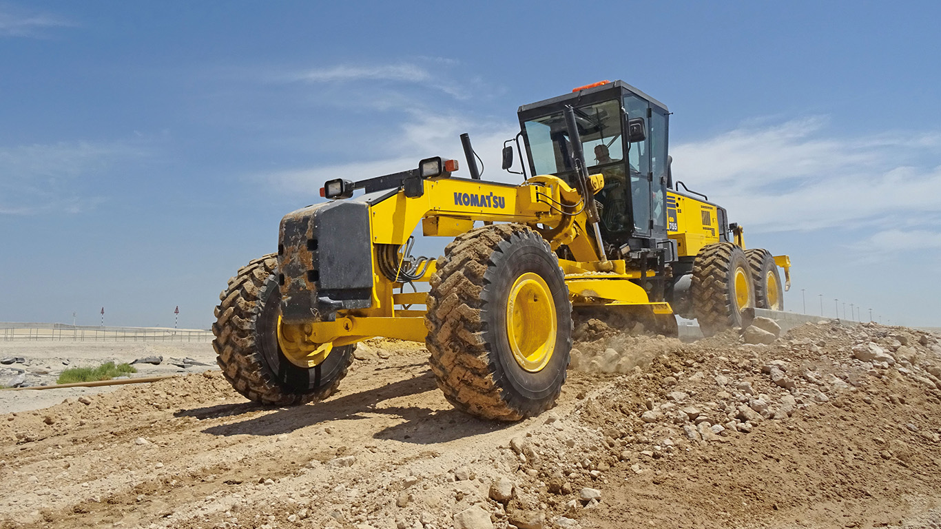 Surface mining equipment